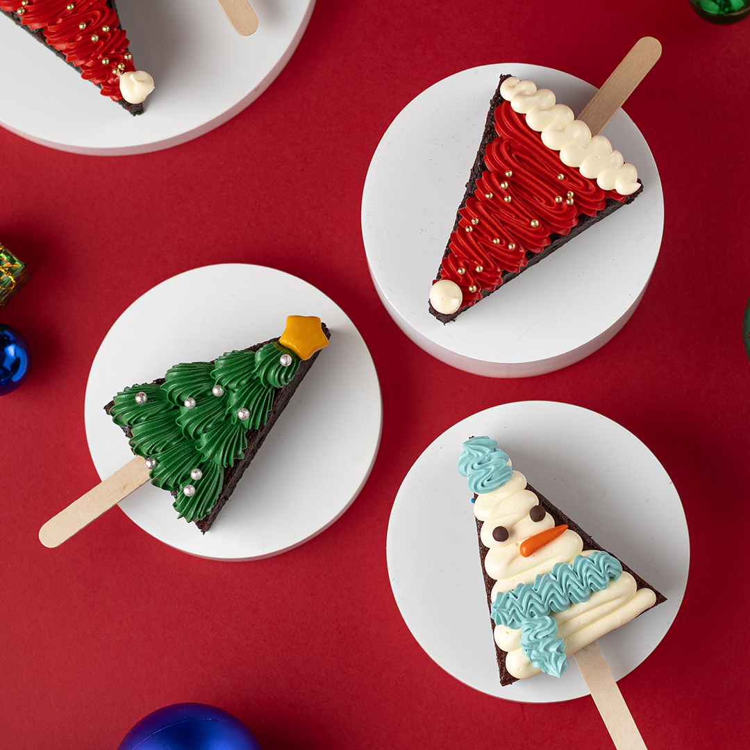 Pre Order Christmas Cakes and Gifts 2025 and Save 15 Percent - Bob the ...