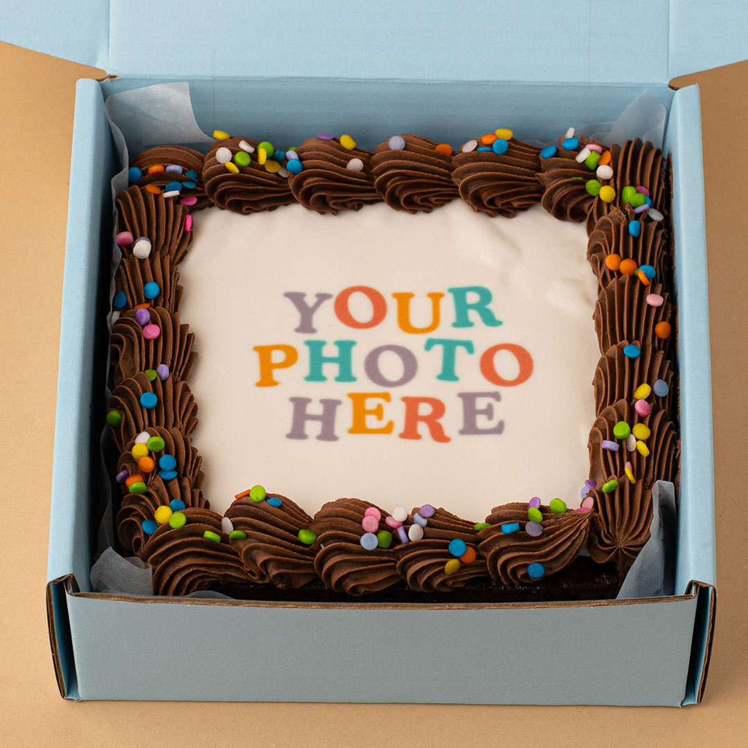 K-Pop Demon Hunters Cupcake Set - Bob the Baker Boy